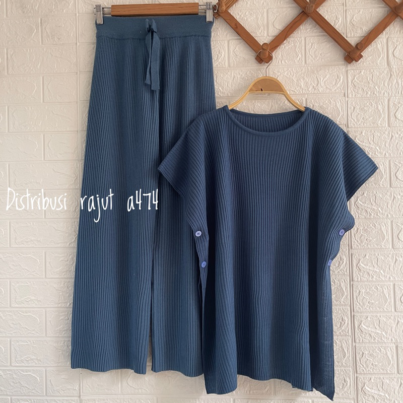 Jual ONESET VEST NADIA TALIA SAMPING PELANGI SETALAN KULOT DAN ROK ...