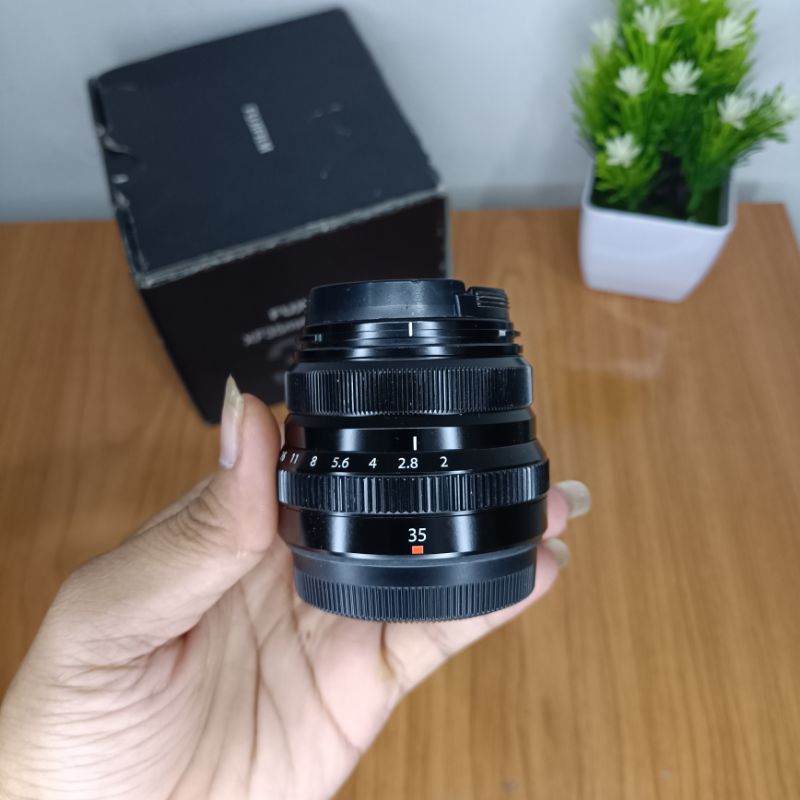 Jual FUJINON XF 35MM F2 R WR /LENSA FIX FUJI XF35MM F2 | Shopee Indonesia