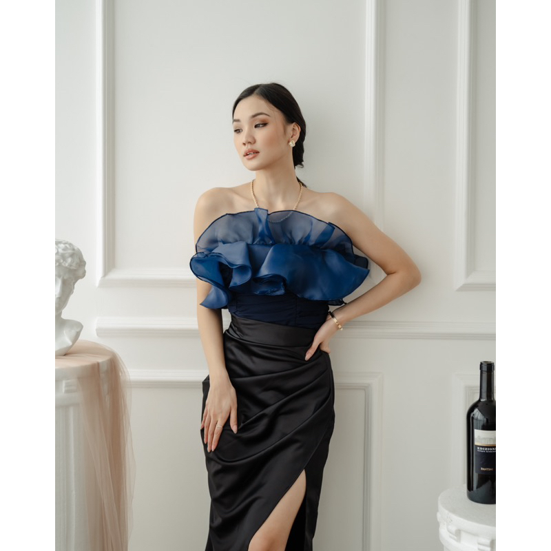 Jual ALFE - Peony Top | Ruffle Bust Top | Shopee Indonesia