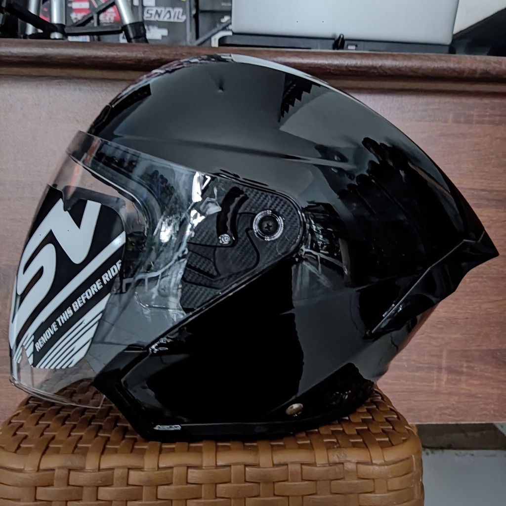 Jual HELM RSV NEW WINDTAIL SOLID BLACK GLOSSY HALF FACE RSV WINDTAIL ...