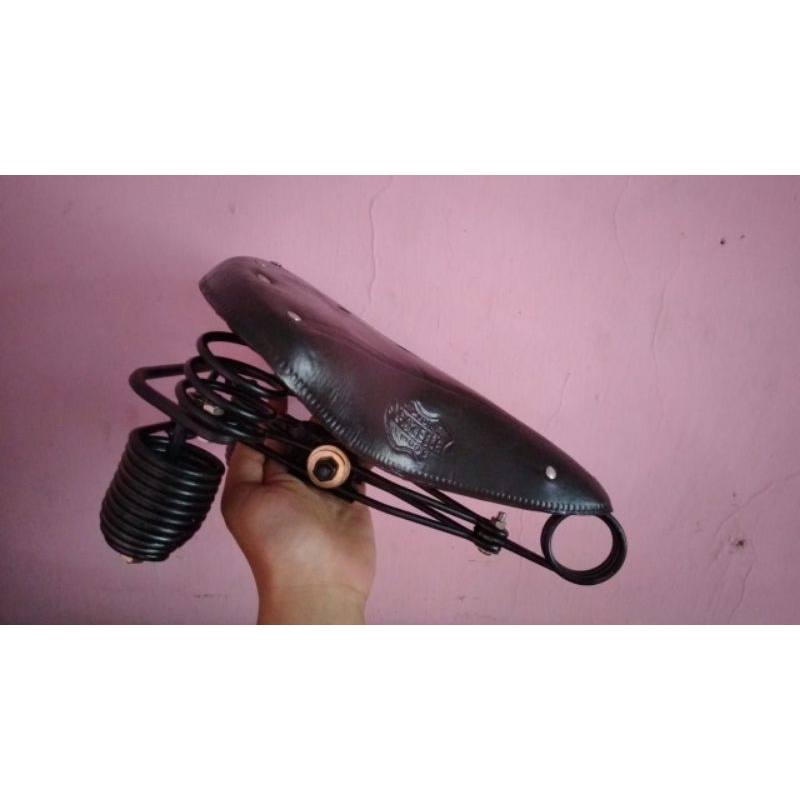 Jual SADEL SEDEL KULIT SEPEDA ONTHEL ONTEL KUNO - KULIT ASLI BROKS ...