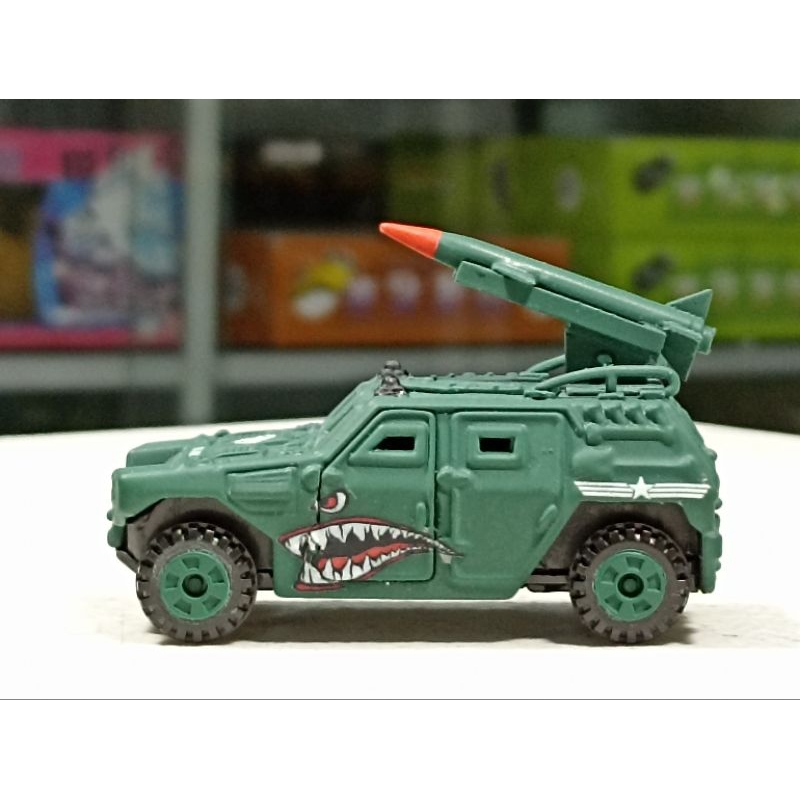 Jual Tomica JSDF Custom Army Shark with Rudal A-3 Diecast Car Toys ...