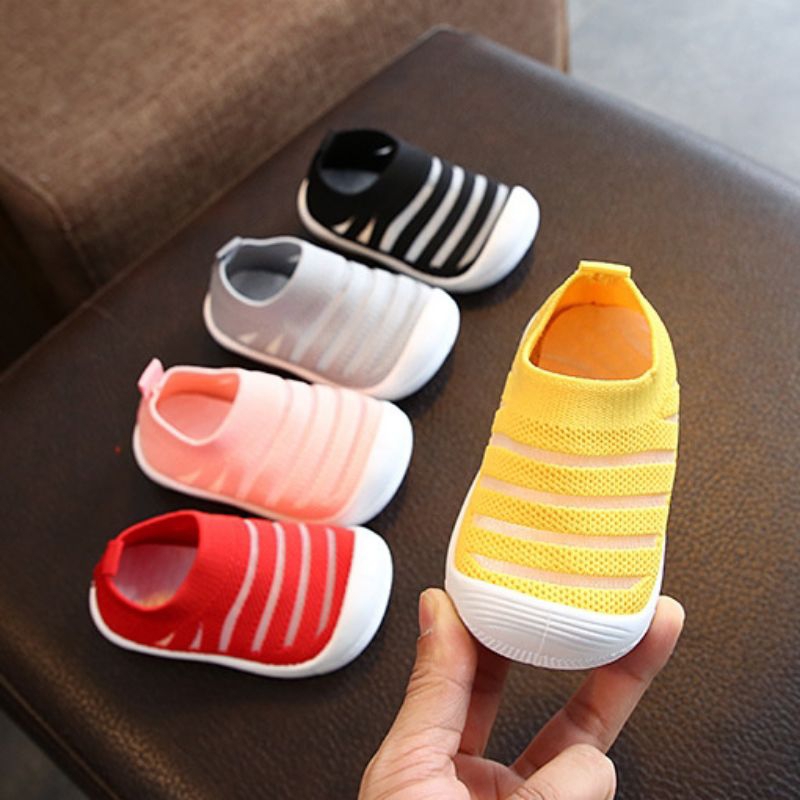 Jual Sepatu LUCU CITCIT prewalker [insole 11.5-14cm] - untuk belajar ...