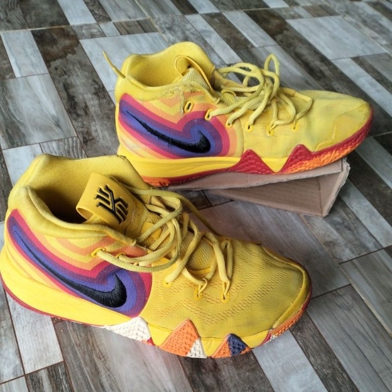 Jual kyrie/basket/sepatu/seken | Shopee Indonesia