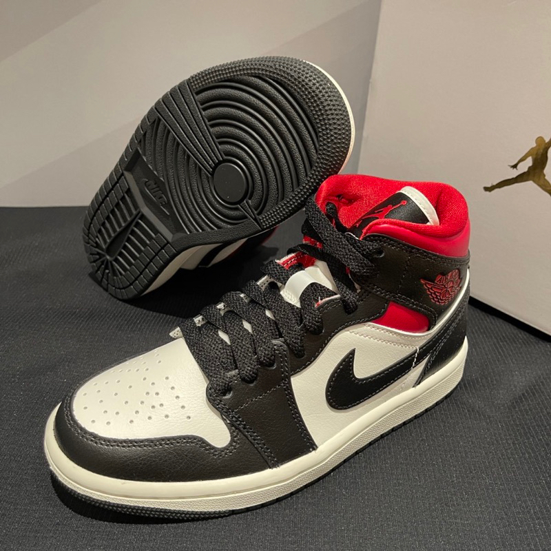 Jual Nike Air Jordan 1 Mid Gym Red Black Panda 100% Authentic | Shopee ...