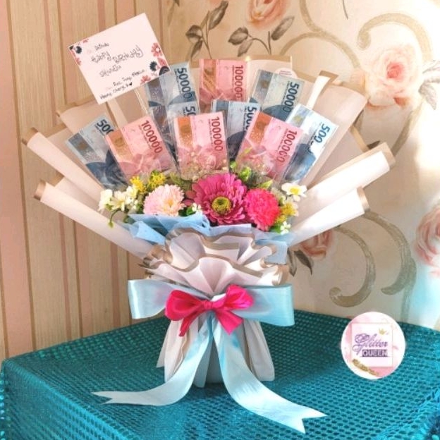 Jual Kotak Buket bunga uang asli (HARGA BUKET BLUM TERMASUK UANG ...