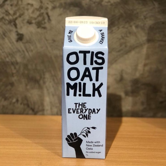 Jual Otis Oat Milk The Everyday 1 L | Shopee Indonesia