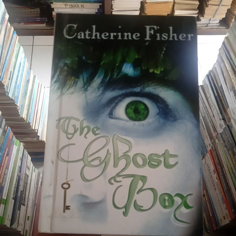 Jual novel impor Inggris THE GHOST BOX (original) CATHERINE FISHER | Shopee Indonesia
