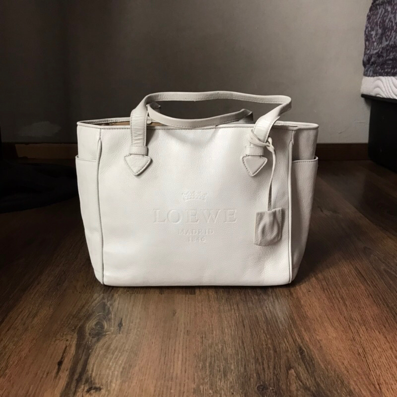 Jual Tas Loewe Totebag Authentic | Shopee Indonesia