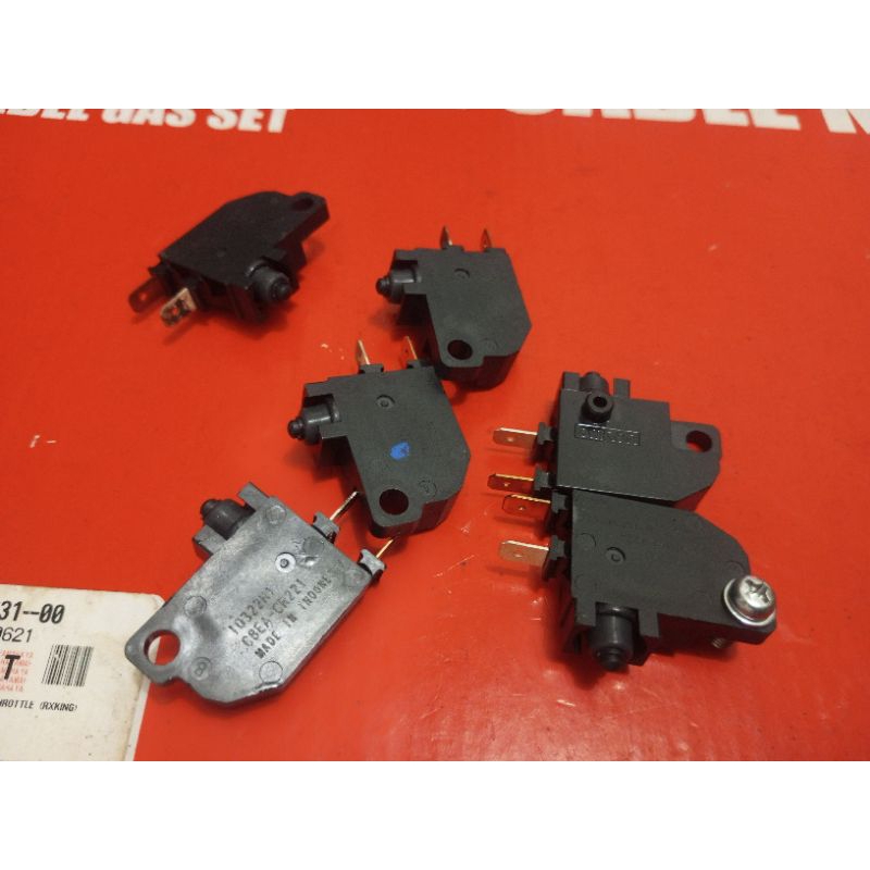 Jual switch rem kanan motor Yamaha R25 X-Max nmax MX king Lexi ORI ...