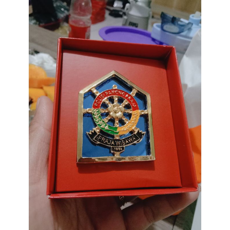 Jual EMBLEM POLPP MODEL SEGI LIMA PAKAI MIKA AKRILIK | Shopee Indonesia
