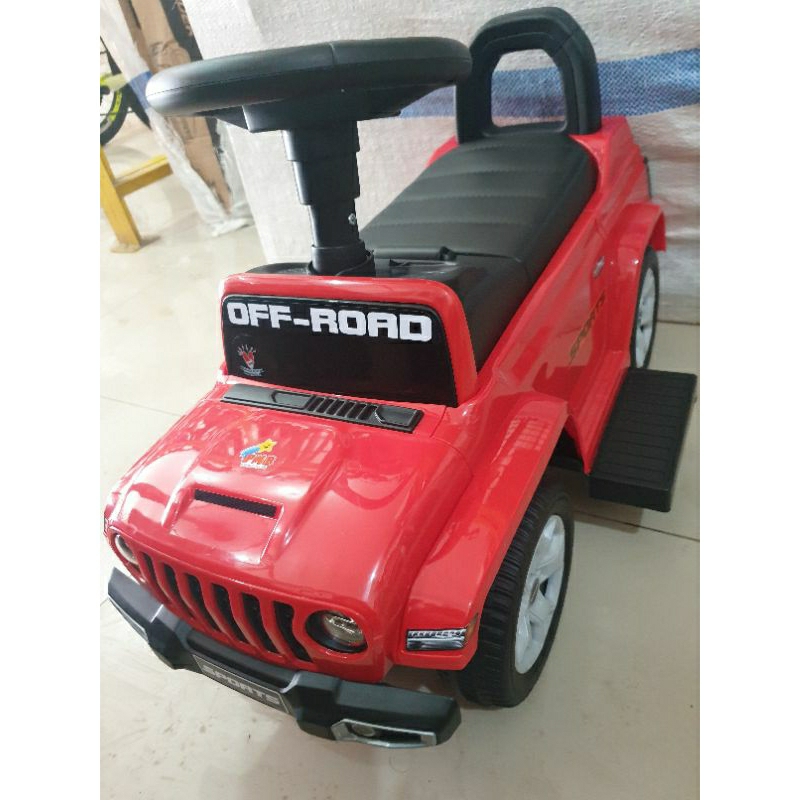 Jual Mobil Aki JEEP OFFROAD ( WARNA MERAH / RED ) | Shopee Indonesia