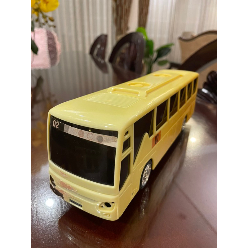 Jual Mainan Mobil Bus Tayo Kuning | Shopee Indonesia