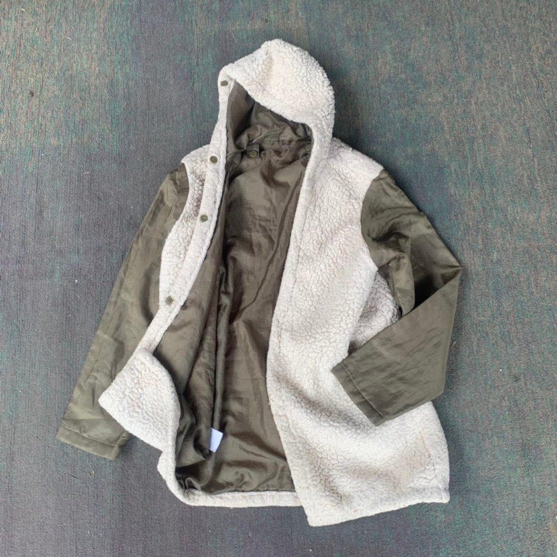 Jual uniqlo sherpa jacket second | Shopee Indonesia