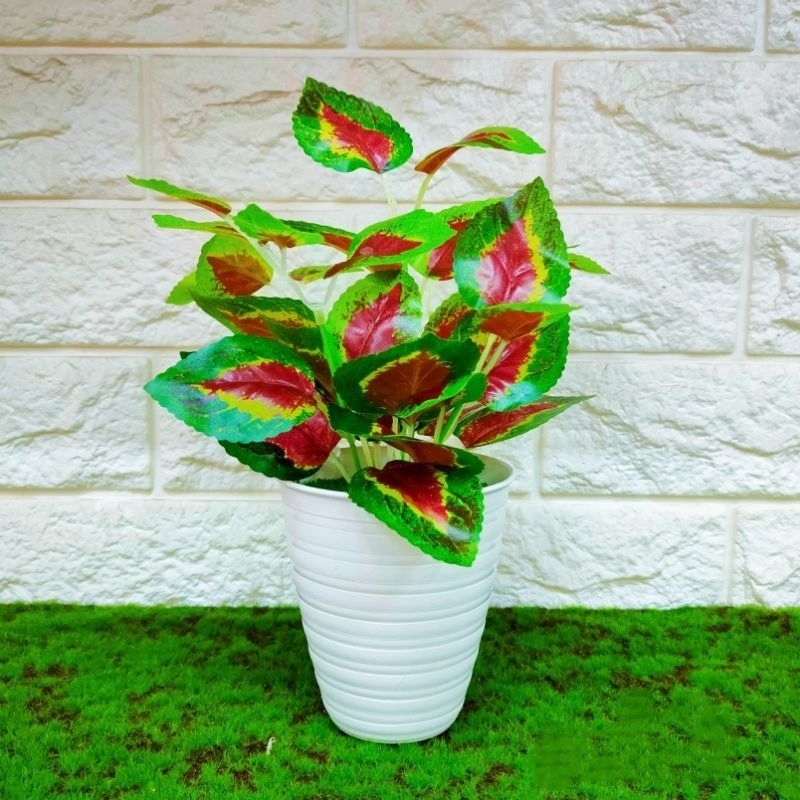Jual Rangkaian Daun Artificial Asstd D10 Tirus | Shopee Indonesia