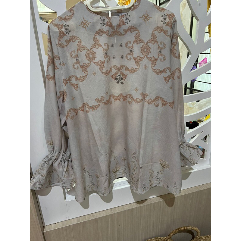 Jual Top Ria miranda | Shopee Indonesia
