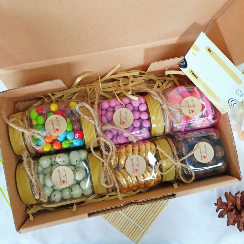 Jual Coklat Parcel Lagie Premium Box/Hampers Hantaran Coklat Lebaran ...