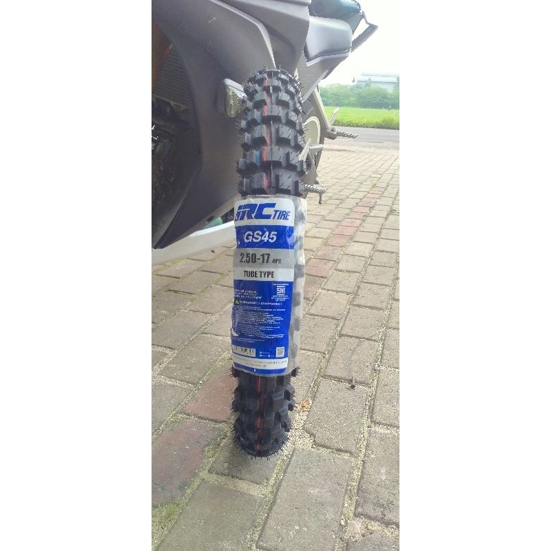 Jual Ban Motor Cross 2.50-17 IRC GS45 Tube Type Trail Series | Shopee ...