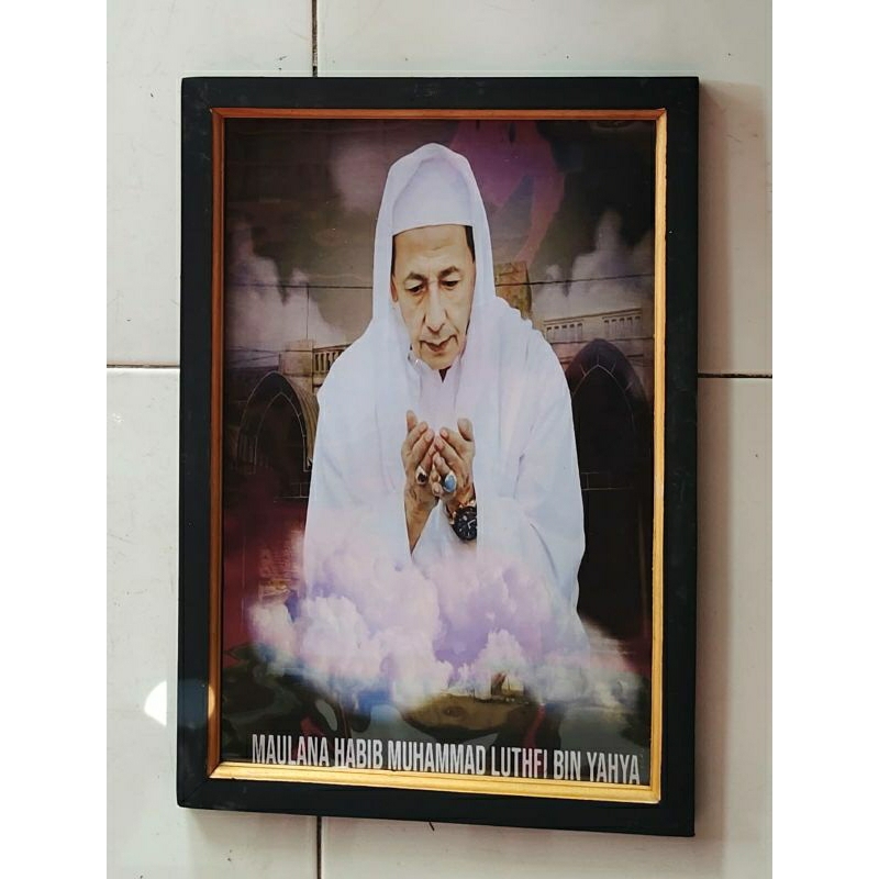 Jual hiasan dinding poster habib Luthfi bin Yahya doa plus bingkai ...