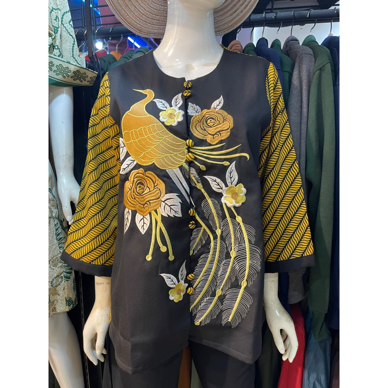 Jual Batik Bordir - Kantara Blouse - Trikot - Bordir merak | Shopee ...