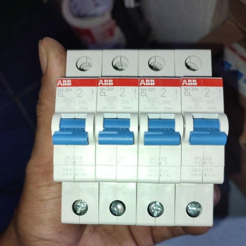 Jual mcb ABB 4A,SH-201 | Shopee Indonesia