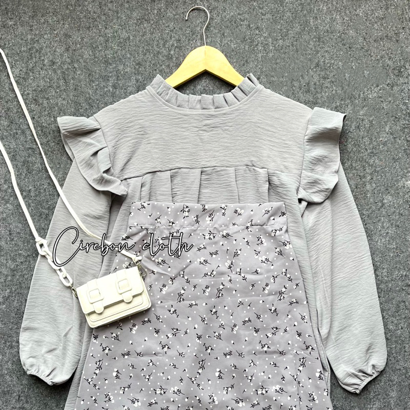 Jual Cirebon Cloth - One Set Pettern Skirt Floral Skirt Part 1 / One ...