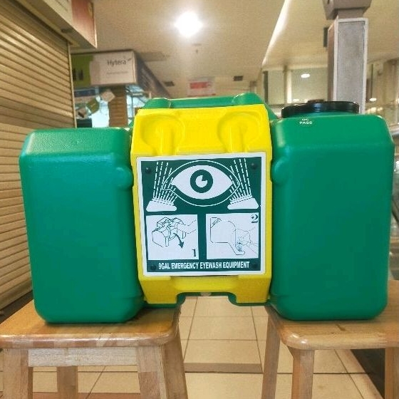 Jual Eyewash Haws Pencuci Mata Portable 9 Galon / Eyewash Protable Haws ...