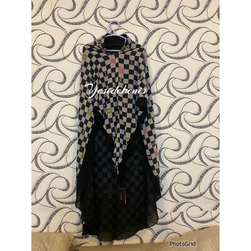Jual NEW KHIMAR SISESA NAIRA BLACK-WHITE | Shopee Indonesia