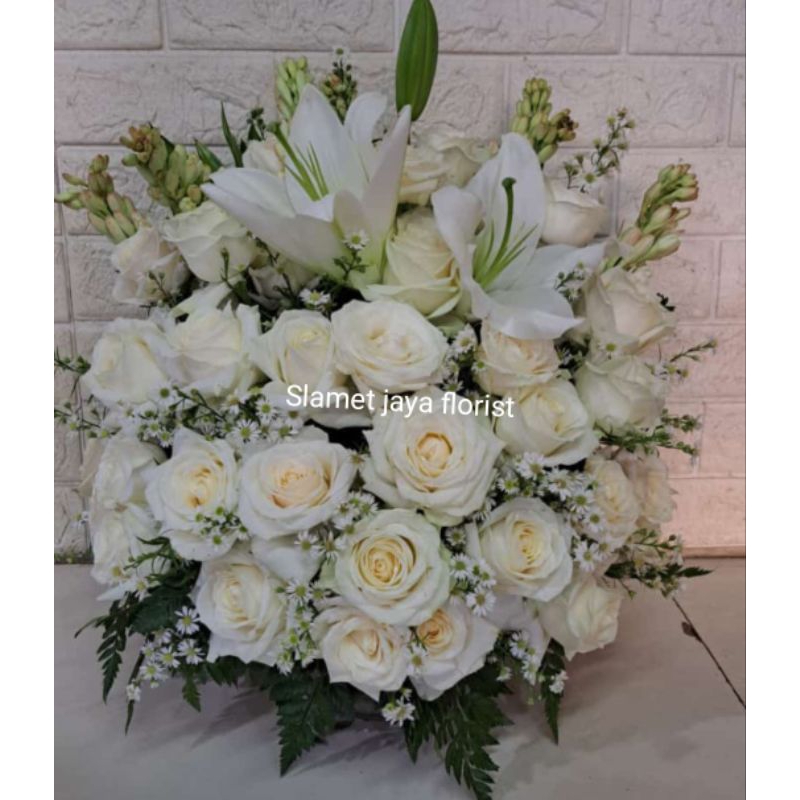 Jual rangkaian bunga meja/bunga segar/wangi /anniversary | Shopee Indonesia