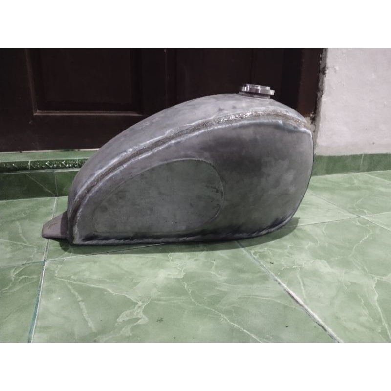 Jual Tangki custom rangka megapro thunder tiger scorpio CB gl motor ...