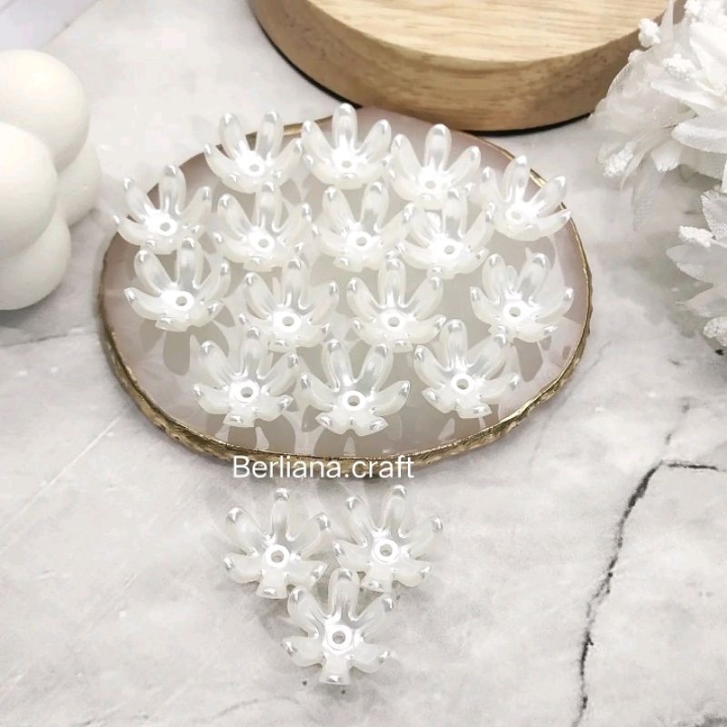 Jual (20g) Mote Kelopak Bunga 6 Kelopak Putih Pearl | Shopee Indonesia