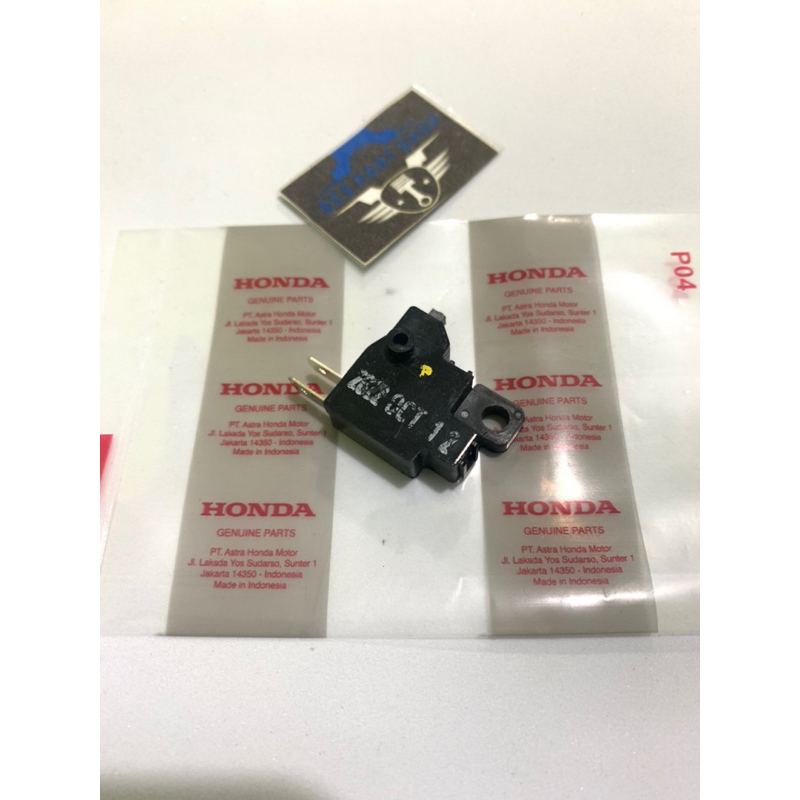 Jual SWITCH SWIT REM DEPAN HONDA SUPRA KHARISMA BEAT BEAT FI ESP VARIO ...
