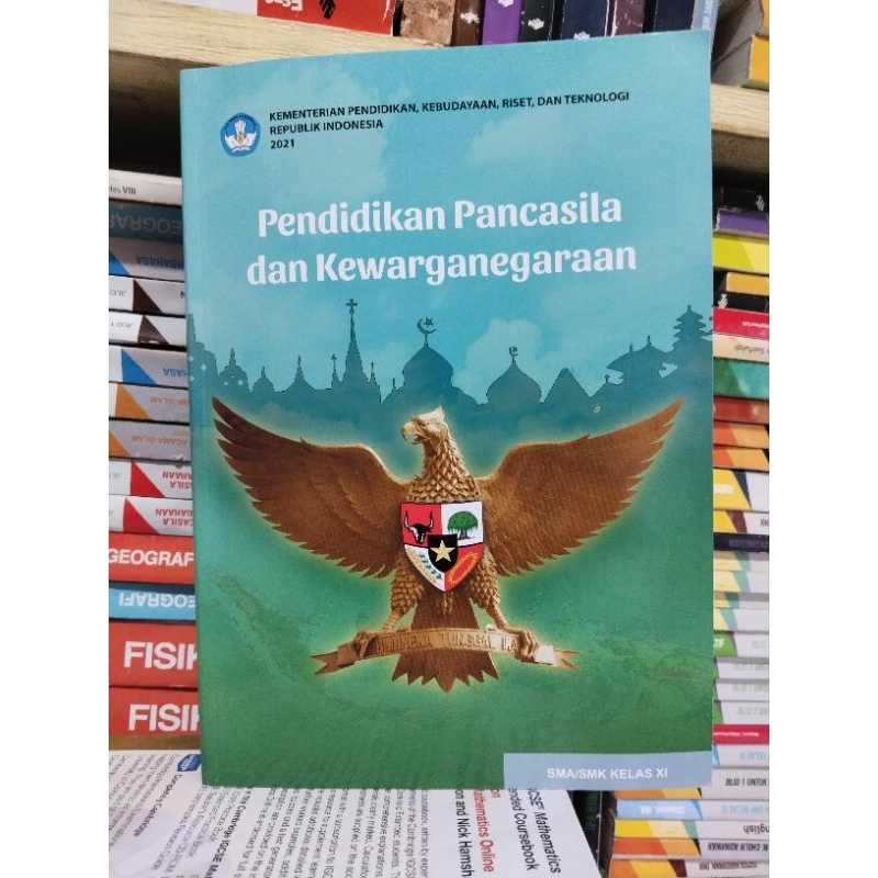 Jual buku ppkn/pendidikan pancasila dan kewarganegaraan kelas 11/XI/2 ...