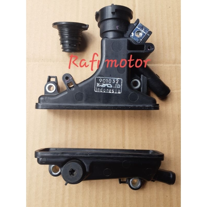 Jual kepala bagian atas radiator honda vario 160 pnp vcx 160 original ...