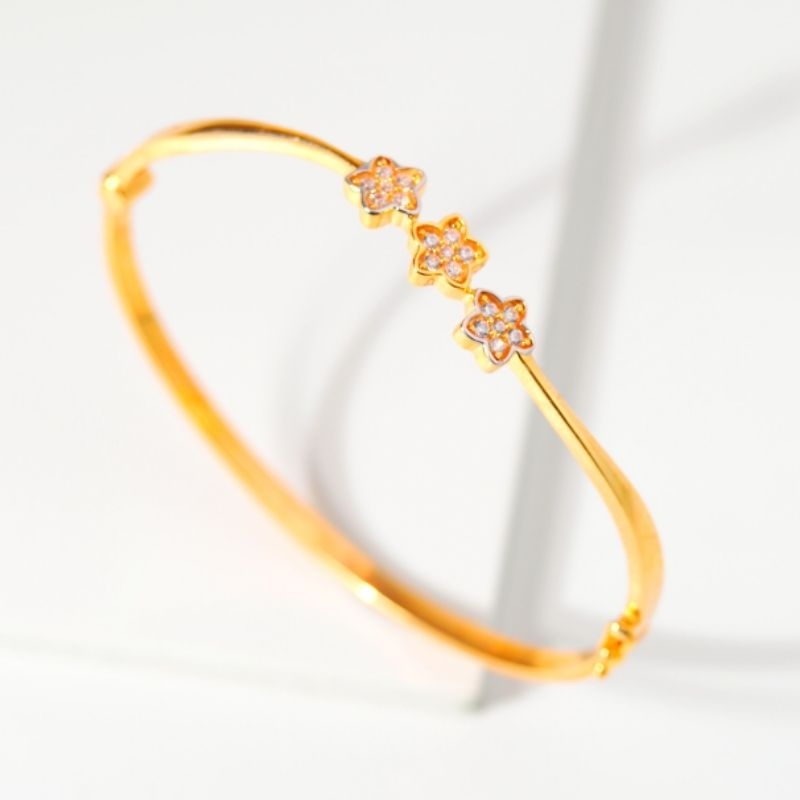 Jual Gelang Emas Oval Pipih 3 Bintang Mata - Toko Emas Gadjah | Shopee ...
