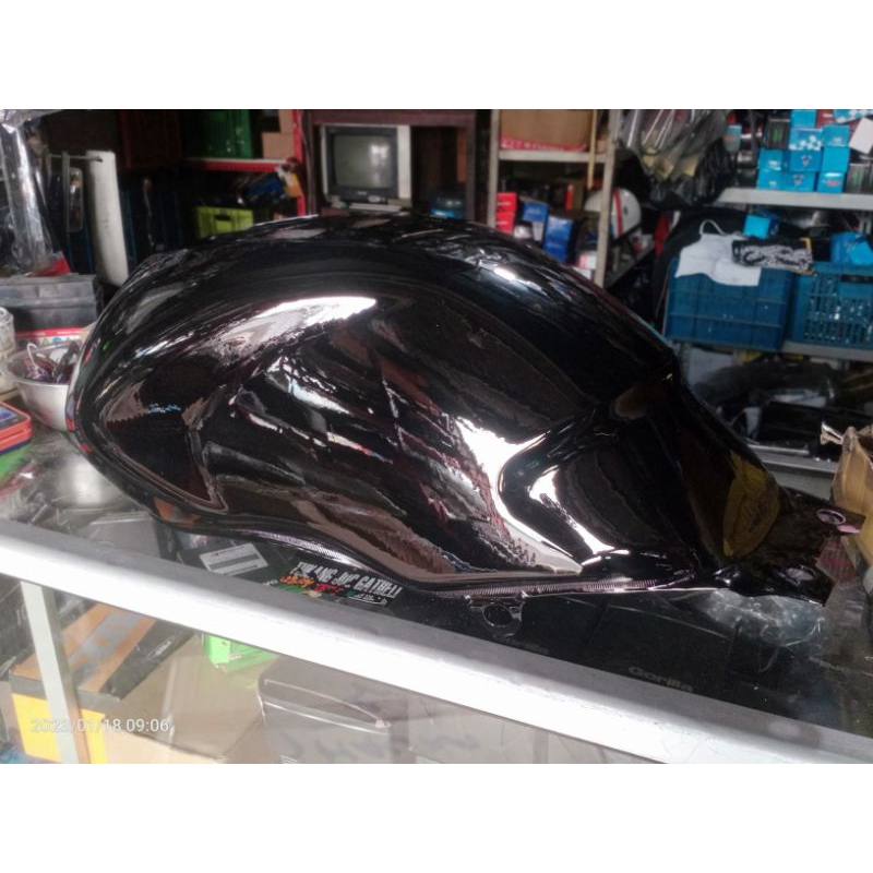 Jual Tangki Megapro Primus tangki bensin HOnda MP primus impor | Shopee ...