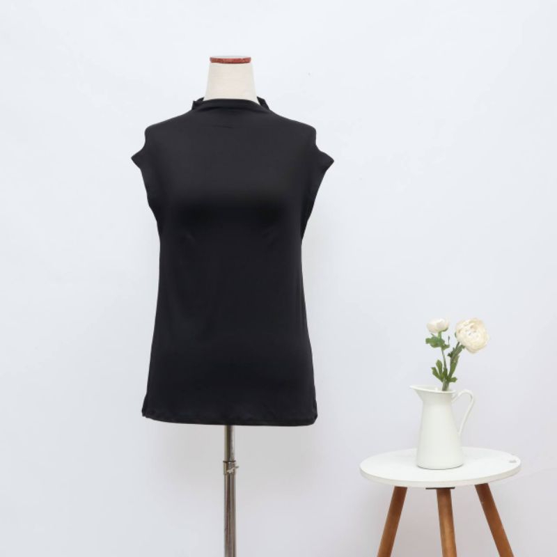 Jual Inner tanpa lengan cooltech premium like airsm uniqlo (kerah ...