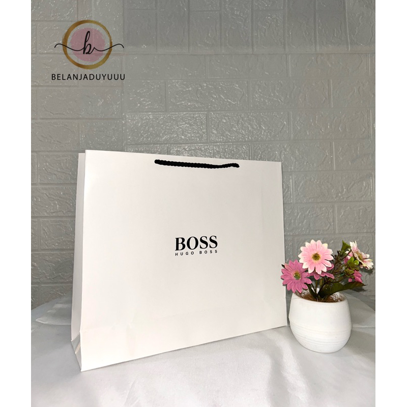Jual Paper Bag Hugo Boss Pembungkus Kado ( READY STOCK JKT ) | Shopee ...