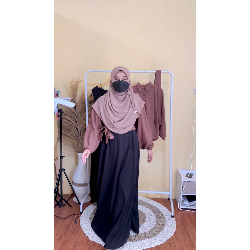 Jual FANISA DRESS SATU SET KEMEJA & OVERALL Hijabnyakitabydara | Shopee ...