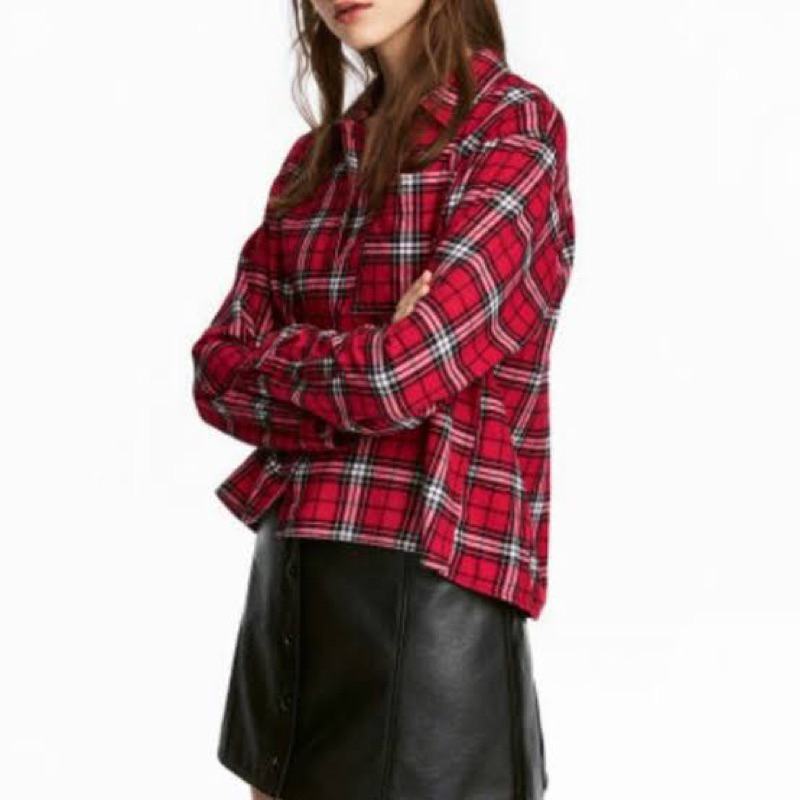 Jual h&m flannel oversized crop shart | Shopee Indonesia