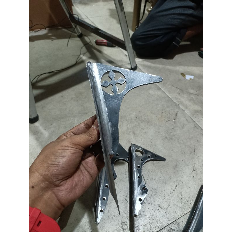 Jual SUDUT SIKU RANGKA DEPAN CB GL100 TOMBAK/PEMANIS RANGKA DEPAN CB ... Jual SUDUT SIKU RANGKA DEPAN CB GL100 TOMBAK/PEMANIS RANGKA DEPAN CB ...
