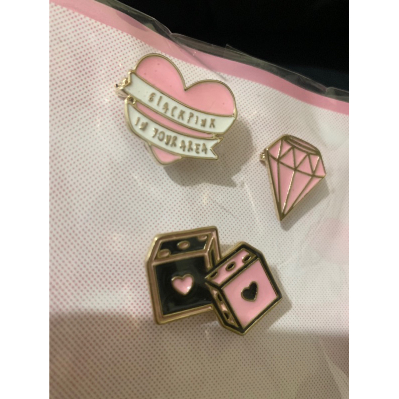 Jual Blackpink Chapter 1 Badge Set Pin Emblem Merchandise | Shopee ...
