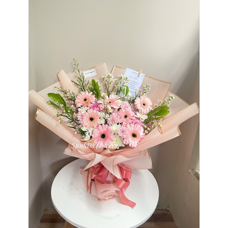 Jual Buket bunga segar - chriss blossom | Shopee Indonesia