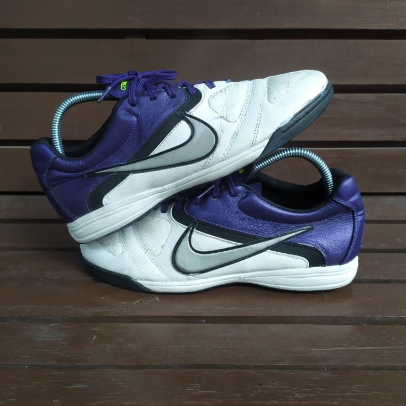 Jual Sepatu Futsal Nike CTR360 Libretto II TF Purple uk 40 Second ...