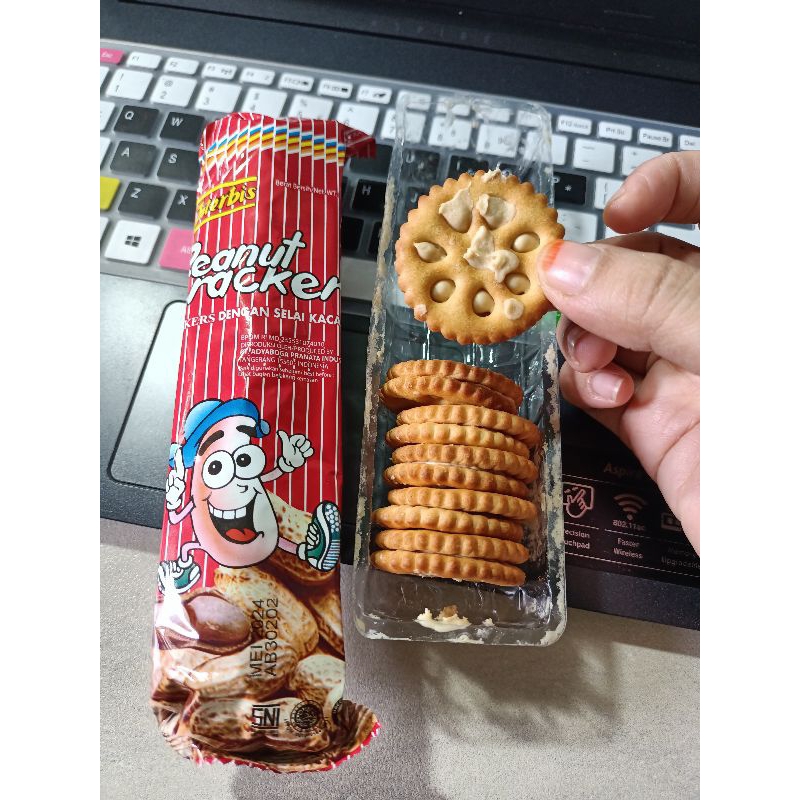 Jual Interbis peanut cracker roll | Shopee Indonesia