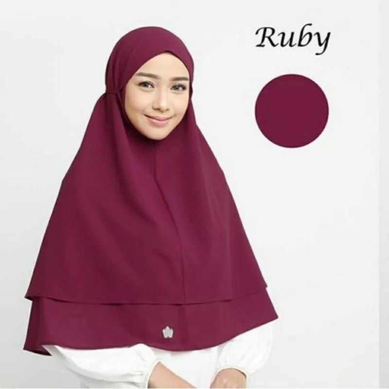 Jual Aishaa Instant Ori Hijab Princess Preloved Warna Ruby | Shopee ...