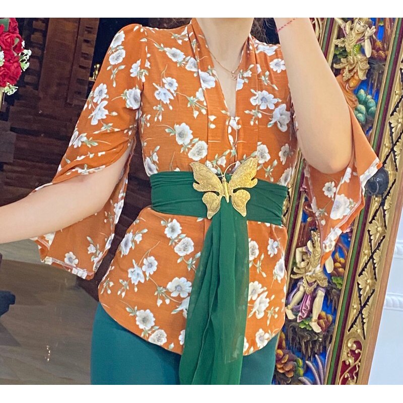 Jual kebaya bunga lonceng belah ( kebaya aja ) | Shopee Indonesia