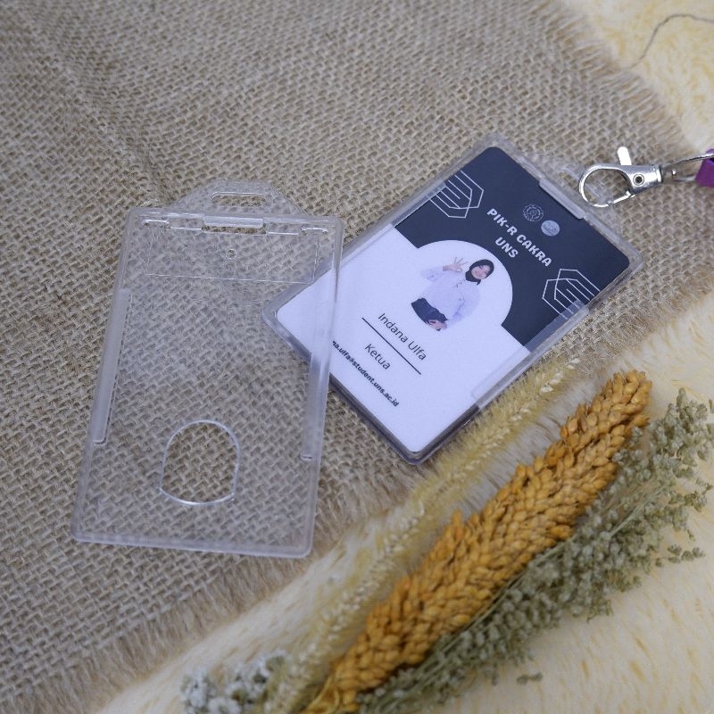 Jual Frame id card / tempat id card bahan akrilik bening / plastik ...