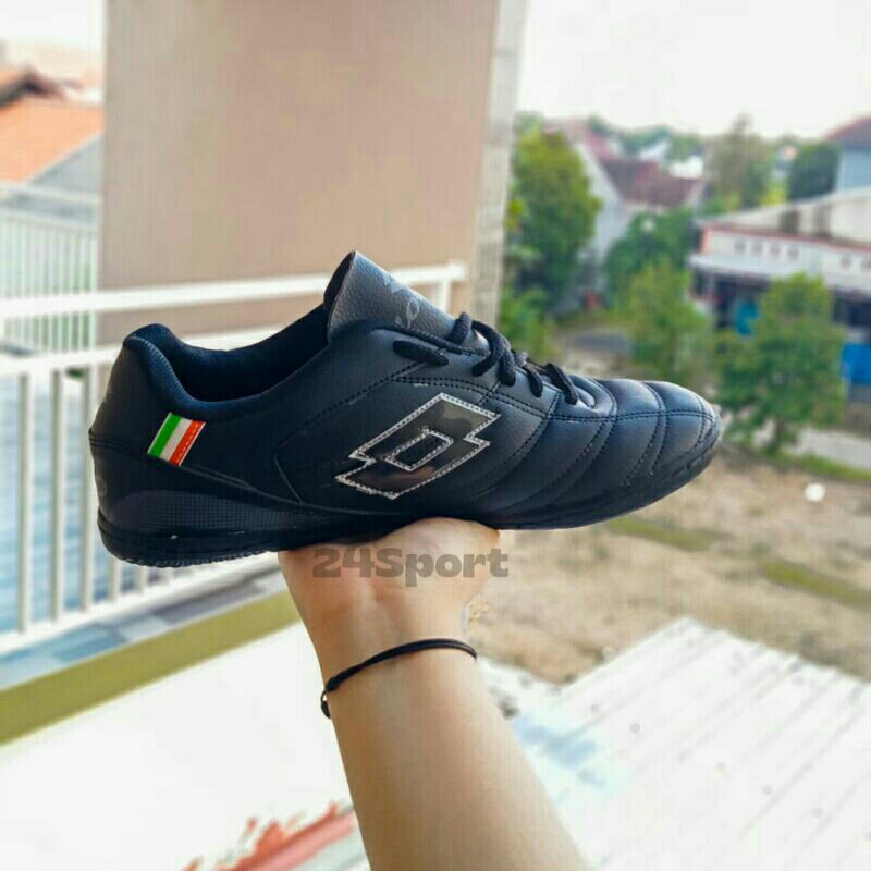 Jual sepatu olahraga futsal lotto full black sport (outsol full jahit ...