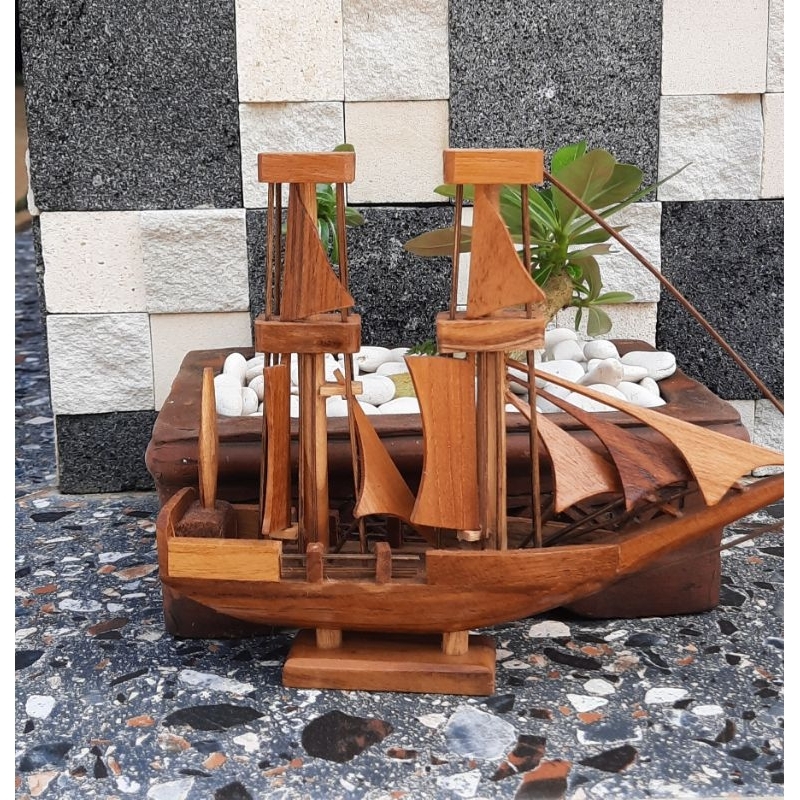 Jual MINIATUR KAPAL PINISI | Shopee Indonesia